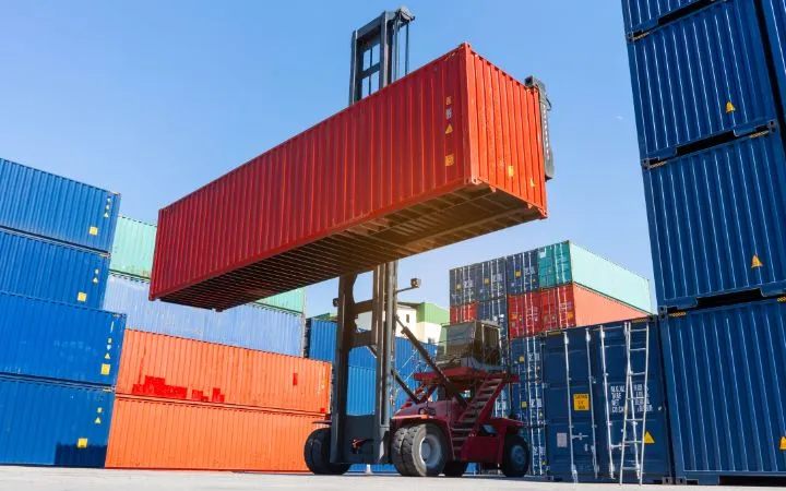 Containers: Types and uses | Complete guide to transport